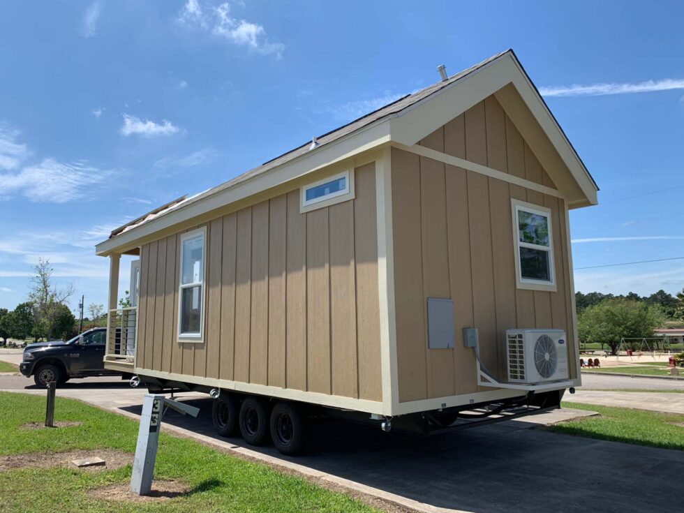 Trailer Home Transport - Mobile Home Moving Service
